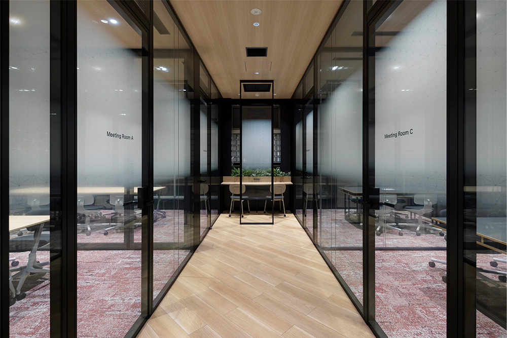 Wing-AI Lab〈-紫峰-オフィス〉〈秋葉原オフィス〉 | 実績紹介 | 株式会社丹青社